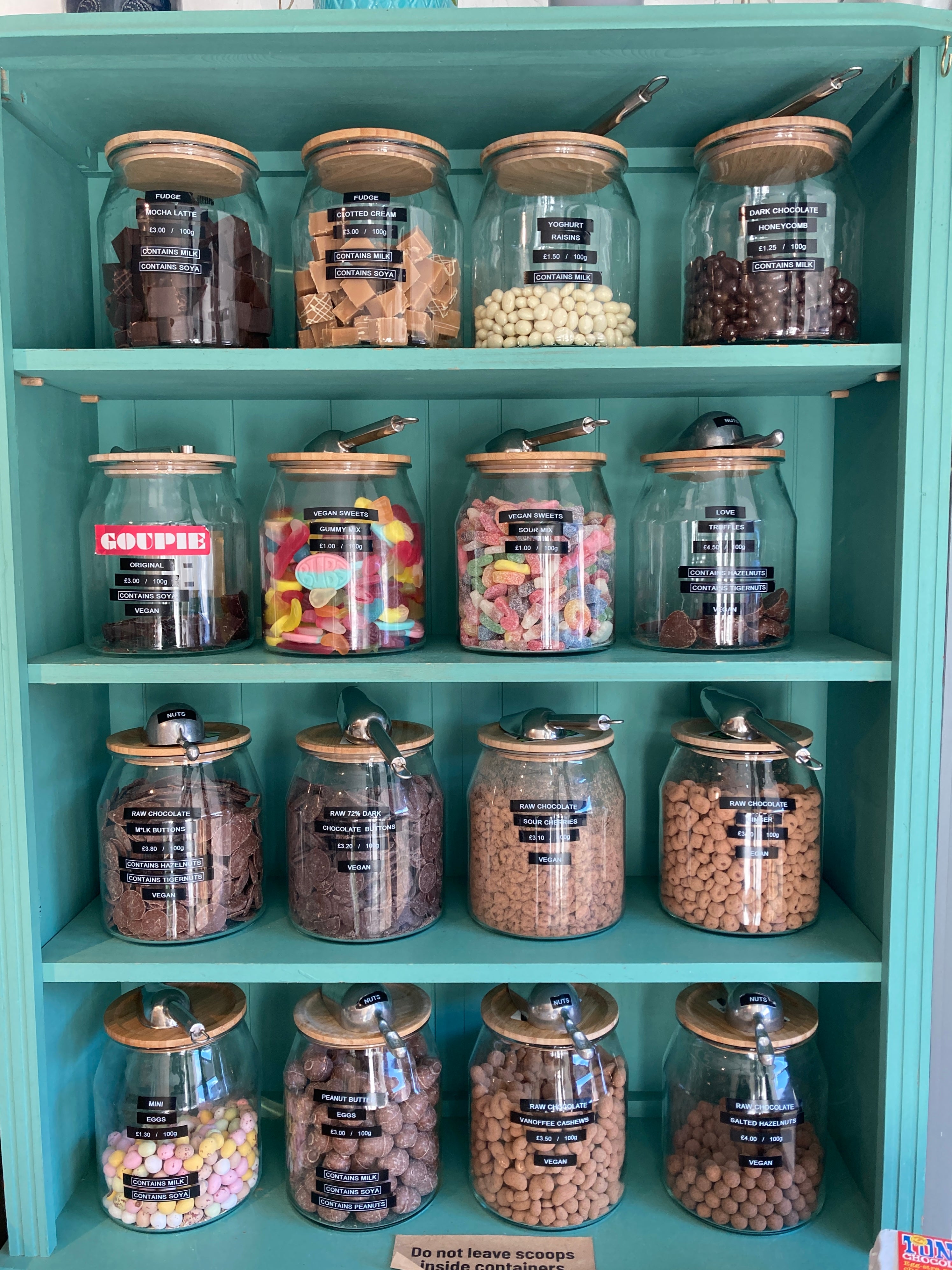 Chocolate & Snacks – The Eco Pantry